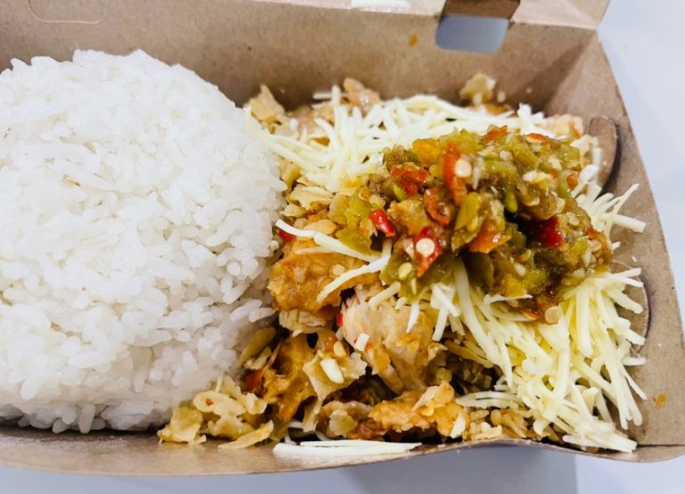 10 Rekomendasi Warung Ayam Geprek Di Jogja Paling Hits Yang Pedesnya Bikin Geregetan