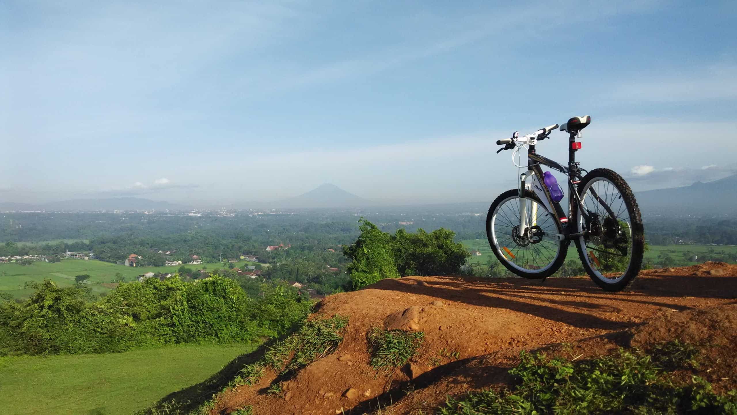9 Rekomendasi Wisata Sepeda di Jogja, Gowes Asyik Menyusuri Alam Bebas