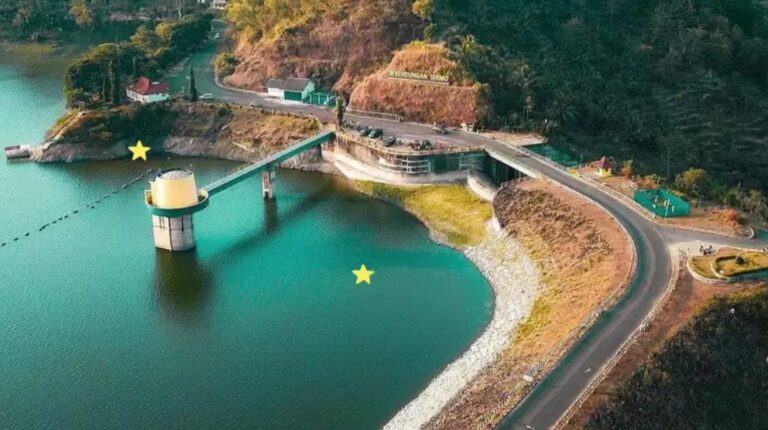 Waduk Sermo, Keindahan Tersembunyi di Kulon Progo Jogja, Cocok Buat ...